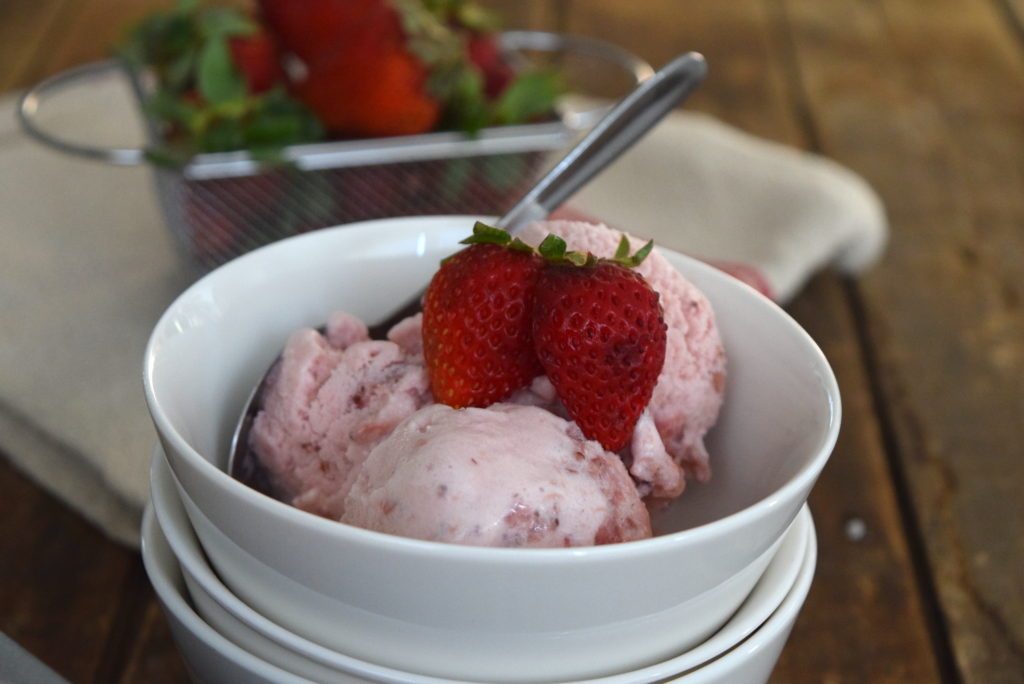 HELADO DE FRUTILLA - Polin en la Cocina
